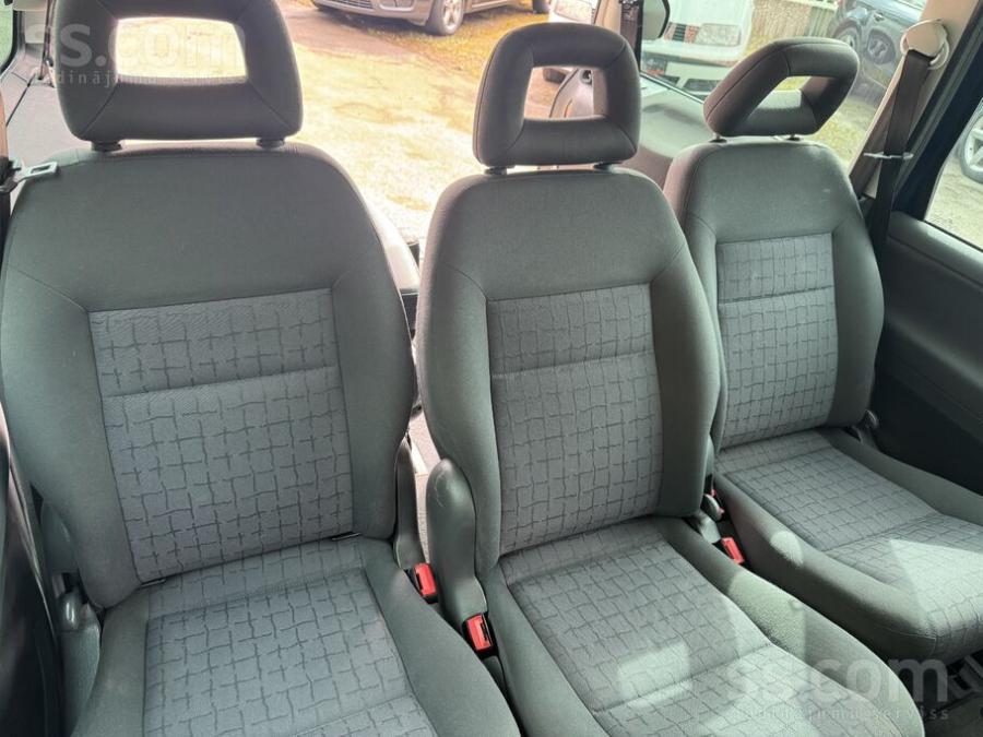 Zils SEAT Alhambra 2007 Rīga, ar dzinēja tilpumu 1.80 L un nobraukumu 198 tūkst. km par 4150 €, foto 20 vietnē AUTOMOTO.COM.LV