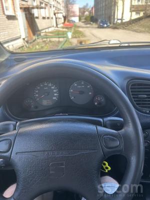 Blue SEAT Alhambra 2000 in Kraslava, with an engine capacity of 1.90 L and mileage of 477 thousand km for 850 €, photo 8 on AUTOMOTO.COM.LV