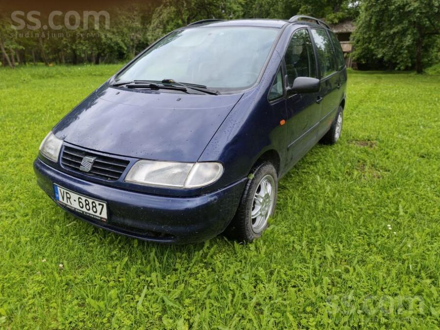 Zils SEAT Alhambra 2000 Gulbene, ar dzinēja tilpumu 1.90 L un nobraukumu 482 tūkst. km par 800 €, foto 3 vietnē AUTOMOTO.COM.LV