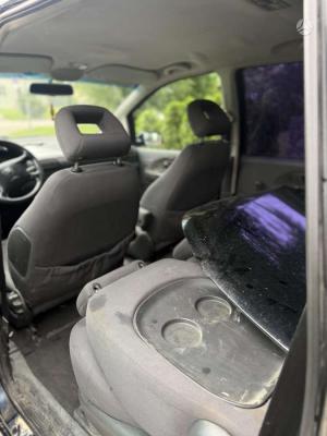 Blue SEAT Alhambra 2001 in Kaunas, with an engine capacity of 1.90 L and mileage of 500 thousand km for 800 €, photo 15 on AUTOMOTO.COM.LV