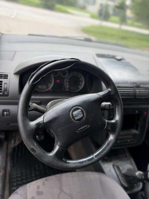 Blue SEAT Alhambra 2001 in Kaunas, with an engine capacity of 1.90 L and mileage of 500 thousand km for 800 €, photo 17 on AUTOMOTO.COM.LV