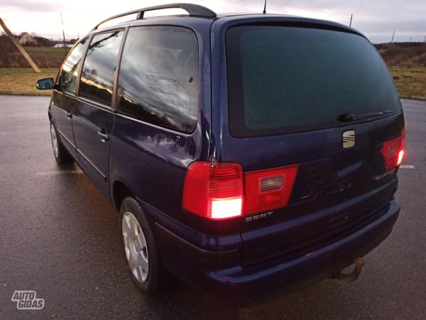 Blue SEAT Alhambra 2002 in Siauliai, with an engine capacity of 1.90 L and mileage of 255 thousand km for 1500 €, photo 2 on AUTOMOTO.COM.LV