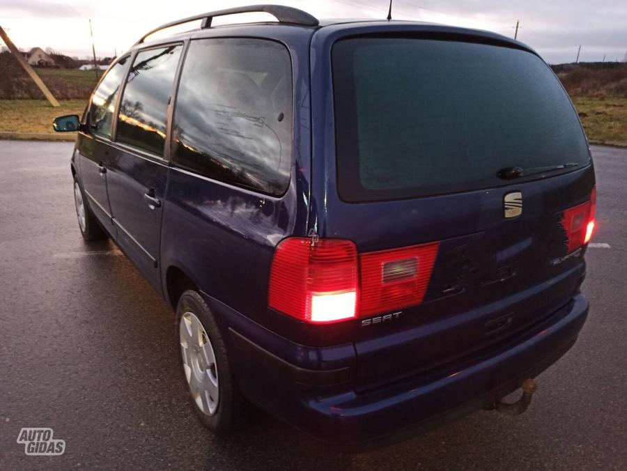Blue SEAT Alhambra 2002 in Siauliai, with an engine capacity of 1.90 L and mileage of 255 thousand km for 1500 €, photo 2 on AUTOMOTO.COM.LV