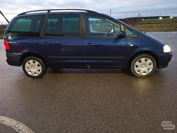 Blue SEAT Alhambra 2002 in Siauliai, with an engine capacity of 1.90 L and mileage of 255 thousand km for 1500 €, photo 5 on AUTOMOTO.COM.LV