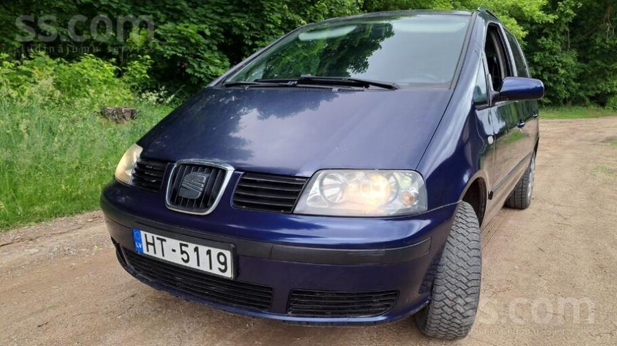 Blue SEAT Alhambra 2002 in Daugavpils, with an engine capacity of 1.90 L and mileage of 391 thousand km for 1550 €, photo 1 on AUTOMOTO.COM.LV