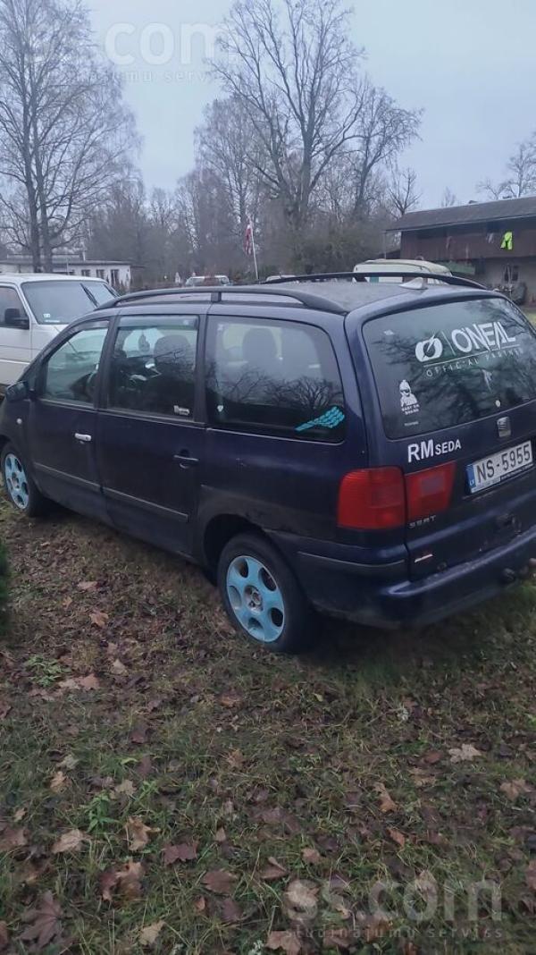 Blue SEAT Alhambra 2002 in Valmiera, with an engine capacity of 1.90 L and mileage of 416 thousand km for 600 €, photo 2 on AUTOMOTO.COM.LV