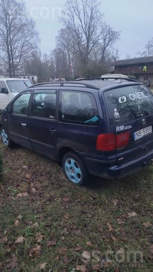 Blue SEAT Alhambra 2002 in Valmiera, with an engine capacity of 1.90 L and mileage of 416 thousand km for 600 €, photo 3 on AUTOMOTO.COM.LV