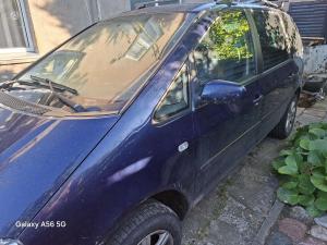 Zils SEAT Alhambra 2002 Marijampole, ar dzinēja tilpumu 1.90 L un nobraukumu 350 tūkst. km par 750 €, foto  vietnē AUTOMOTO.COM.LV