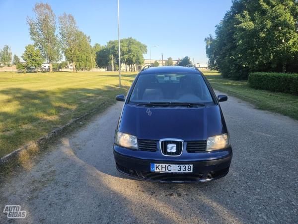 Blue SEAT Alhambra 2002 in Jonava, with an engine capacity of 1.90 L and mileage of 154 thousand km for 1450 €, photo 1 on AUTOMOTO.COM.LV