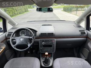 Zils SEAT Alhambra 2003 Rīga, ar dzinēja tilpumu 1.80 L un nobraukumu 269 tūkst. km par 1690 €, foto 7 vietnē AUTOMOTO.COM.LV