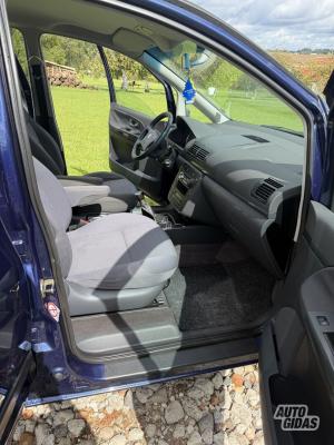 Zils SEAT Alhambra 2003 Alīta, ar dzinēja tilpumu 1.90 L un nobraukumu 295 tūkst. km par 2450 €, foto 12 vietnē AUTOMOTO.COM.LV