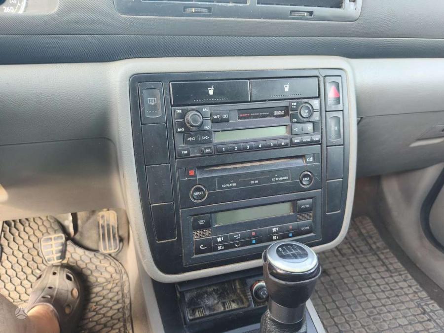 Zils SEAT Alhambra 2003 Viļņa, ar dzinēja tilpumu 1.90 L un nobraukumu 411 tūkst. km par 700 €, foto 8 vietnē AUTOMOTO.COM.LV
