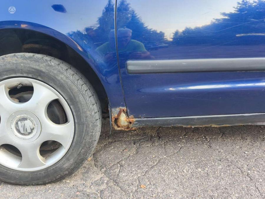 Zils SEAT Alhambra 2003 Viļņa, ar dzinēja tilpumu 1.90 L un nobraukumu 411 tūkst. km par 700 €, foto 13 vietnē AUTOMOTO.COM.LV