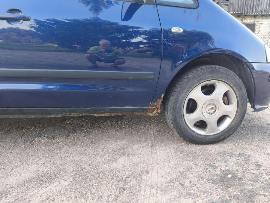 Zils SEAT Alhambra 2003 Viļņa, ar dzinēja tilpumu 1.90 L un nobraukumu 411 tūkst. km par 700 €, foto 14 vietnē AUTOMOTO.COM.LV