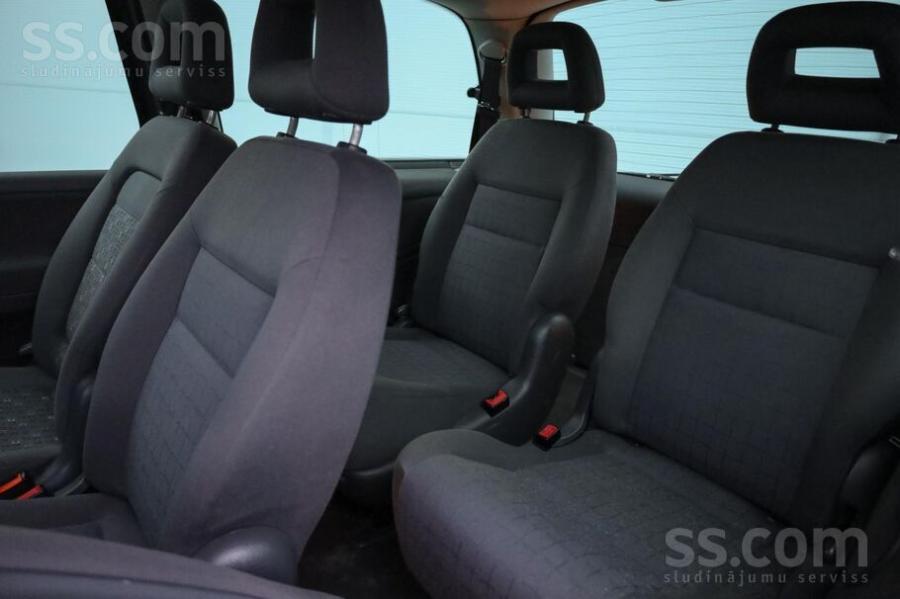 Blue SEAT Alhambra 2006 in Riga, with an engine capacity of 2.00 L and mileage of 0 thousand km for 2495 €, photo 12 on AUTOMOTO.COM.LV