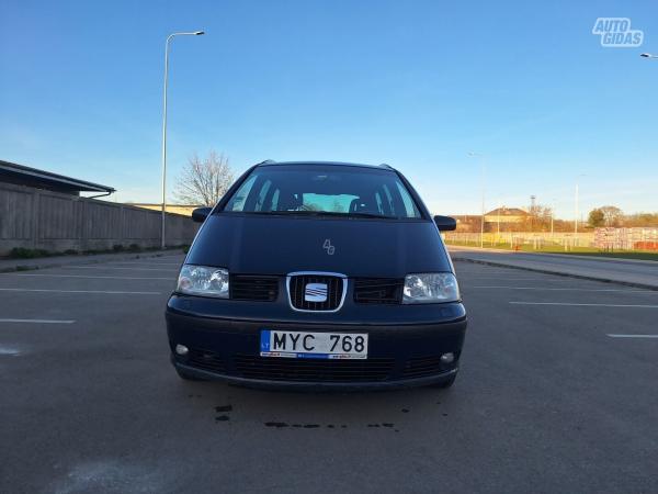 Blue SEAT Alhambra 2007 in Telschi, with an engine capacity of 2.00 L and mileage of 280 thousand km for 1350 €, photo 2 on AUTOMOTO.COM.LV