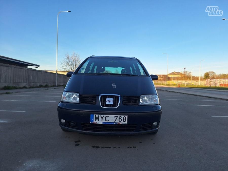 Blue SEAT Alhambra 2007 in Telschi, with an engine capacity of 2.00 L and mileage of 280 thousand km for 1350 €, photo 3 on AUTOMOTO.COM.LV