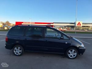 Blue SEAT Alhambra 2007 in Telschi, with an engine capacity of 2.00 L and mileage of 280 thousand km for 1350 €, photo 9 on AUTOMOTO.COM.LV