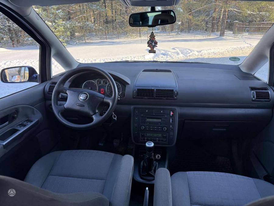 Zils SEAT Alhambra 2008 Prienai, ar dzinēja tilpumu 1.97 L un nobraukumu 228 tūkst. km par 3999 €, foto 7 vietnē AUTOMOTO.COM.LV
