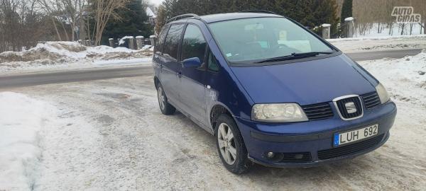Blue SEAT Alhambra 2008 in Vilnius, with an engine capacity of 2.00 L and mileage of 320 thousand km for 2990 €, photo 4 on AUTOMOTO.COM.LV