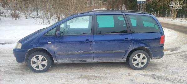 Blue SEAT Alhambra 2008 in Vilnius, with an engine capacity of 2.00 L and mileage of 320 thousand km for 2990 €, photo 5 on AUTOMOTO.COM.LV
