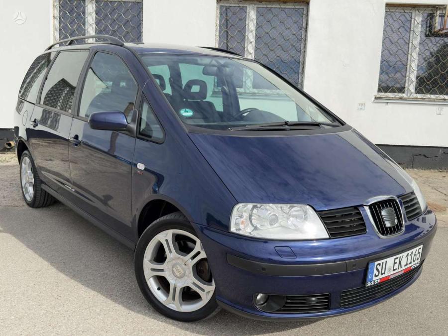 Blue SEAT Alhambra 2008 in Prienai, with an engine capacity of 1.97 L and mileage of 215 thousand km for 3750 €, photo 3 on AUTOMOTO.COM.LV