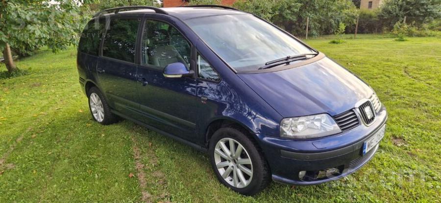 Zils SEAT Alhambra 2010 Bauska, ar dzinēja tilpumu 2.00 L un nobraukumu 276 tūkst. km par 2750 €, foto 3 vietnē AUTOMOTO.COM.LV