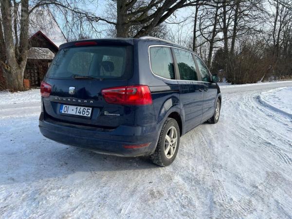 Blue SEAT Alhambra 2011 in Limbazi, with an engine capacity of 2.00 L and mileage of 271 thousand km for 5400 €, photo 2 on AUTOMOTO.COM.LV