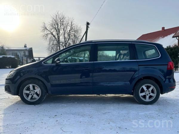 Blue SEAT Alhambra 2011 in Limbazi, with an engine capacity of 2.00 L and mileage of 271 thousand km for 5400 €, photo 3 on AUTOMOTO.COM.LV