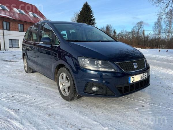 Blue SEAT Alhambra 2011 in Limbazi, with an engine capacity of 2.00 L and mileage of 271 thousand km for 5400 €, photo 8 on AUTOMOTO.COM.LV
