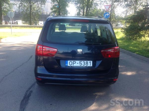 Zils SEAT Alhambra 2011 Rīga, ar dzinēja tilpumu 2.00 L un nobraukumu 253 tūkst. km par 6900 €, foto 9 vietnē AUTOMOTO.COM.LV