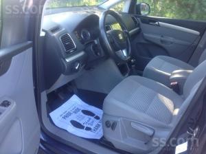 Zils SEAT Alhambra 2011 Rīga, ar dzinēja tilpumu 2.00 L un nobraukumu 253 tūkst. km par 6900 €, foto 12 vietnē AUTOMOTO.COM.LV