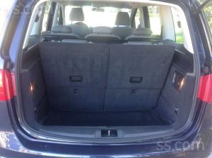 Zils SEAT Alhambra 2011 Rīga, ar dzinēja tilpumu 2.00 L un nobraukumu 253 tūkst. km par 6900 €, foto 18 vietnē AUTOMOTO.COM.LV