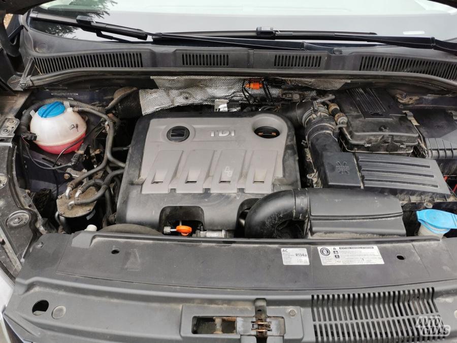 Blue SEAT Alhambra 2012 in Kaunas, with an engine capacity of 2.00 L and mileage of 296 thousand km for 7500 €, photo 12 on AUTOMOTO.COM.LV