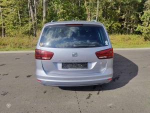Blue SEAT Alhambra 2018 in Kaunas, with an engine capacity of 1.97 L and mileage of 270 thousand km for 12990 €, photo 6 on AUTOMOTO.COM.LV
