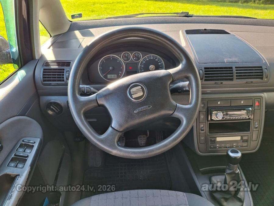 Zils SEAT Alhambra 2005 Elva, ar dzinēja tilpumu 1.90 L un nobraukumu 346 tūkst. km par 3400 €, foto 6 vietnē AUTOMOTO.COM.LV
