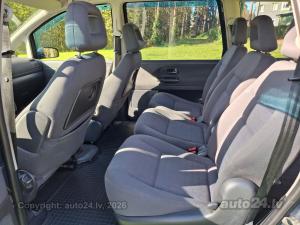 Zils SEAT Alhambra 2005 Elva, ar dzinēja tilpumu 1.90 L un nobraukumu 346 tūkst. km par 3400 €, foto 9 vietnē AUTOMOTO.COM.LV