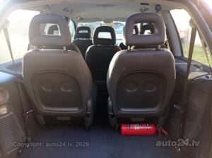 Zils SEAT Alhambra 2005 Elva, ar dzinēja tilpumu 1.90 L un nobraukumu 346 tūkst. km par 3400 €, foto 11 vietnē AUTOMOTO.COM.LV