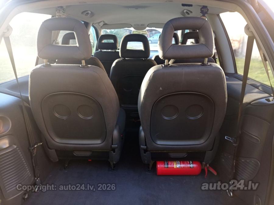 Zils SEAT Alhambra 2005 Elva, ar dzinēja tilpumu 1.90 L un nobraukumu 346 tūkst. km par 3400 €, foto 11 vietnē AUTOMOTO.COM.LV