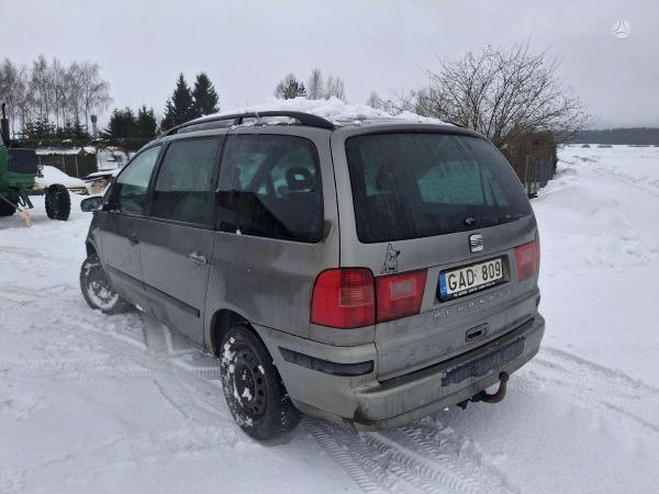 Brown SEAT Alhambra 2004 in Rokiskis, with an engine capacity of 1.90 L and mileage of 486 thousand km for 950 €, photo 3 on AUTOMOTO.COM.LV