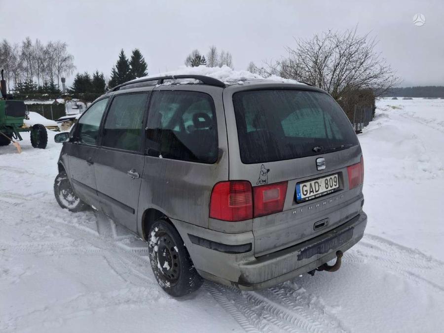 Brown SEAT Alhambra 2004 in Rokiskis, with an engine capacity of 1.90 L and mileage of 486 thousand km for 950 €, photo 3 on AUTOMOTO.COM.LV