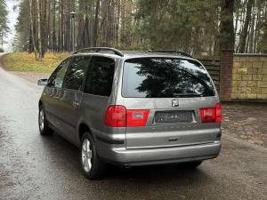Brown SEAT Alhambra 2009 in Vilnius, with an engine capacity of 1.97 L and mileage of 144 thousand km for 4900 €, photo 9 on AUTOMOTO.COM.LV