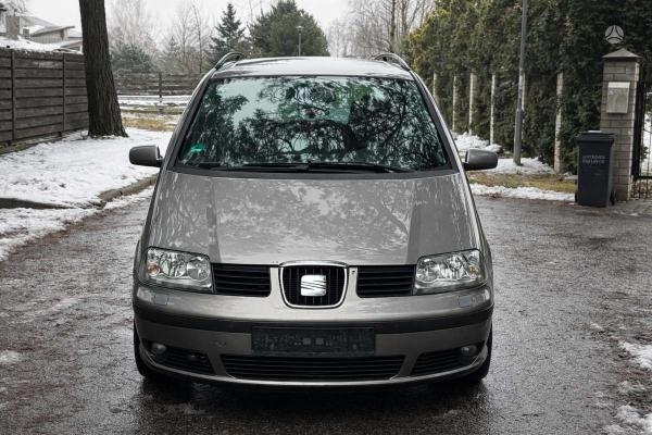 Brūns SEAT Alhambra 2009 Viļņa, ar dzinēja tilpumu 1.97 L un nobraukumu 144 tūkst. km par 4899 €, foto 2 vietnē AUTOMOTO.COM.LV