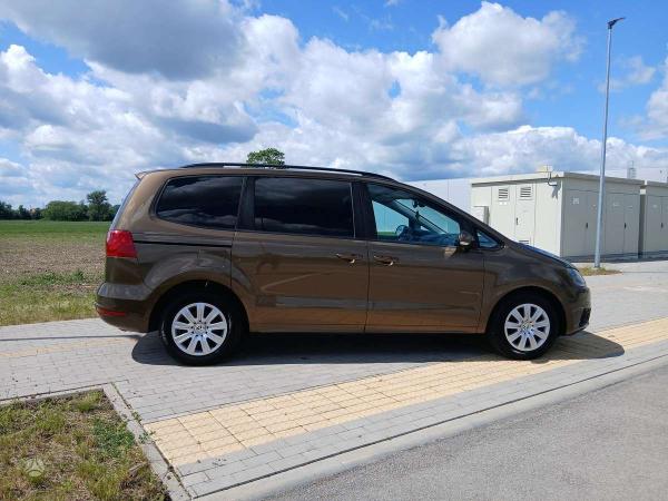 Brown SEAT Alhambra 2010 in Marijampole, with an engine capacity of 2.00 L and mileage of 214 thousand km for 6850 €, photo 3 on AUTOMOTO.COM.LV