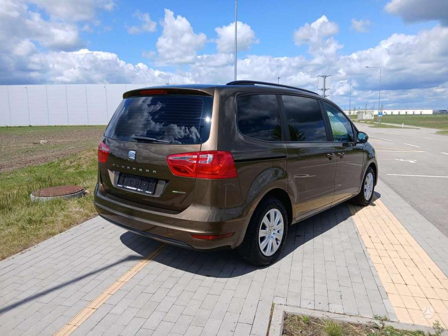 Brūns SEAT Alhambra 2010 Marijampole, ar dzinēja tilpumu 2.00 L un nobraukumu 214 tūkst. km par 6850 €, foto 10 vietnē AUTOMOTO.COM.LV