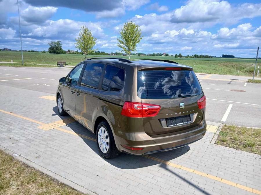 Brūns SEAT Alhambra 2010 Marijampole, ar dzinēja tilpumu 2.00 L un nobraukumu 214 tūkst. km par 6850 €, foto 12 vietnē AUTOMOTO.COM.LV