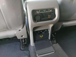 Brūns SEAT Alhambra 2010 Marijampole, ar dzinēja tilpumu 2.00 L un nobraukumu 214 tūkst. km par 6850 €, foto 34 vietnē AUTOMOTO.COM.LV