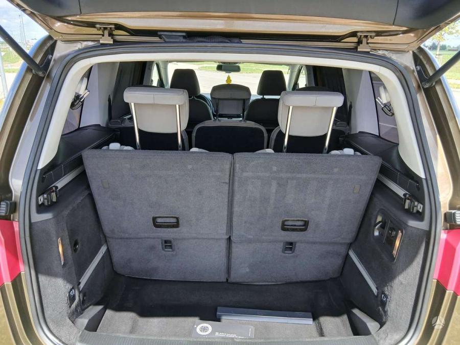 Brūns SEAT Alhambra 2010 Marijampole, ar dzinēja tilpumu 2.00 L un nobraukumu 214 tūkst. km par 6850 €, foto 39 vietnē AUTOMOTO.COM.LV