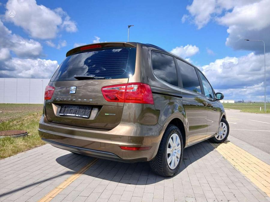 Brown SEAT Alhambra 2010 in Marijampole, with an engine capacity of 2.00 L and mileage of 214 thousand km for 6850 €, photo 9 on AUTOMOTO.COM.LV