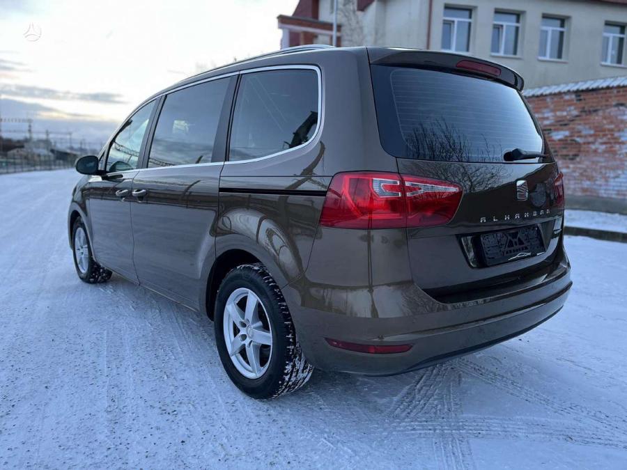 Brūns SEAT Alhambra 2011 Šauļi, ar dzinēja tilpumu 1.97 L un nobraukumu 330 tūkst. km par 6900 €, foto 6 vietnē AUTOMOTO.COM.LV